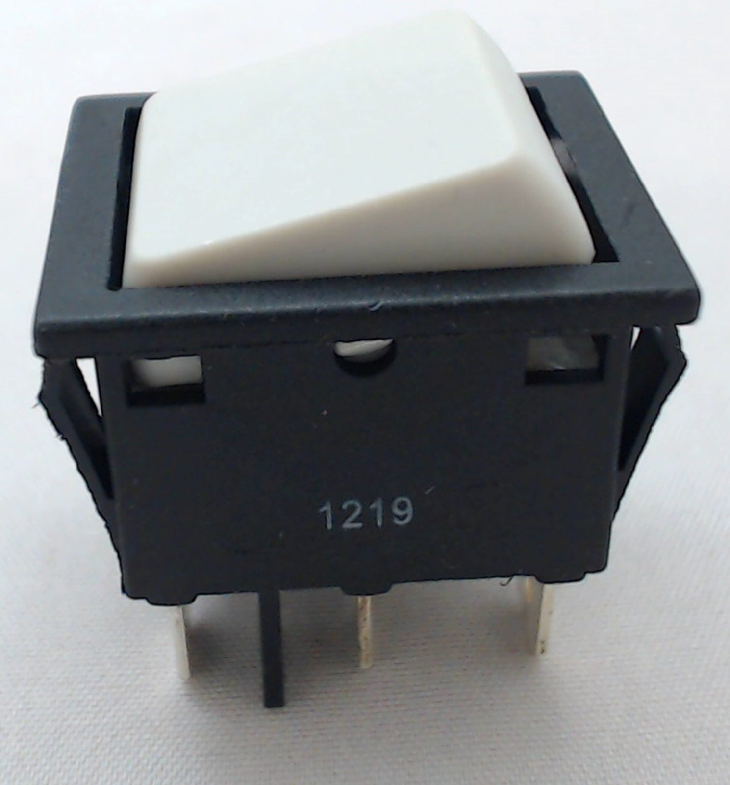 OEM Peg Perego 12-Volt High/Low Toggle Switch MEPU0002